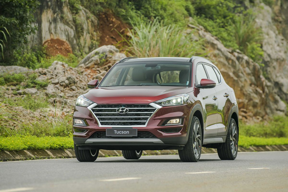 So sánh nhanh các phiên bản Hyundai Tucson 2019