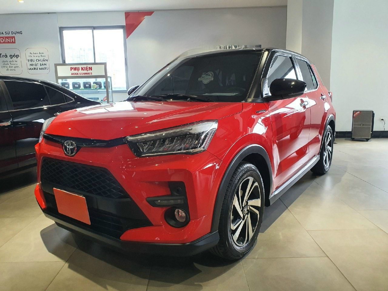 Đánh giá Toyota Raize 2023: Giá & KM, nội ngoại thất, an toàn