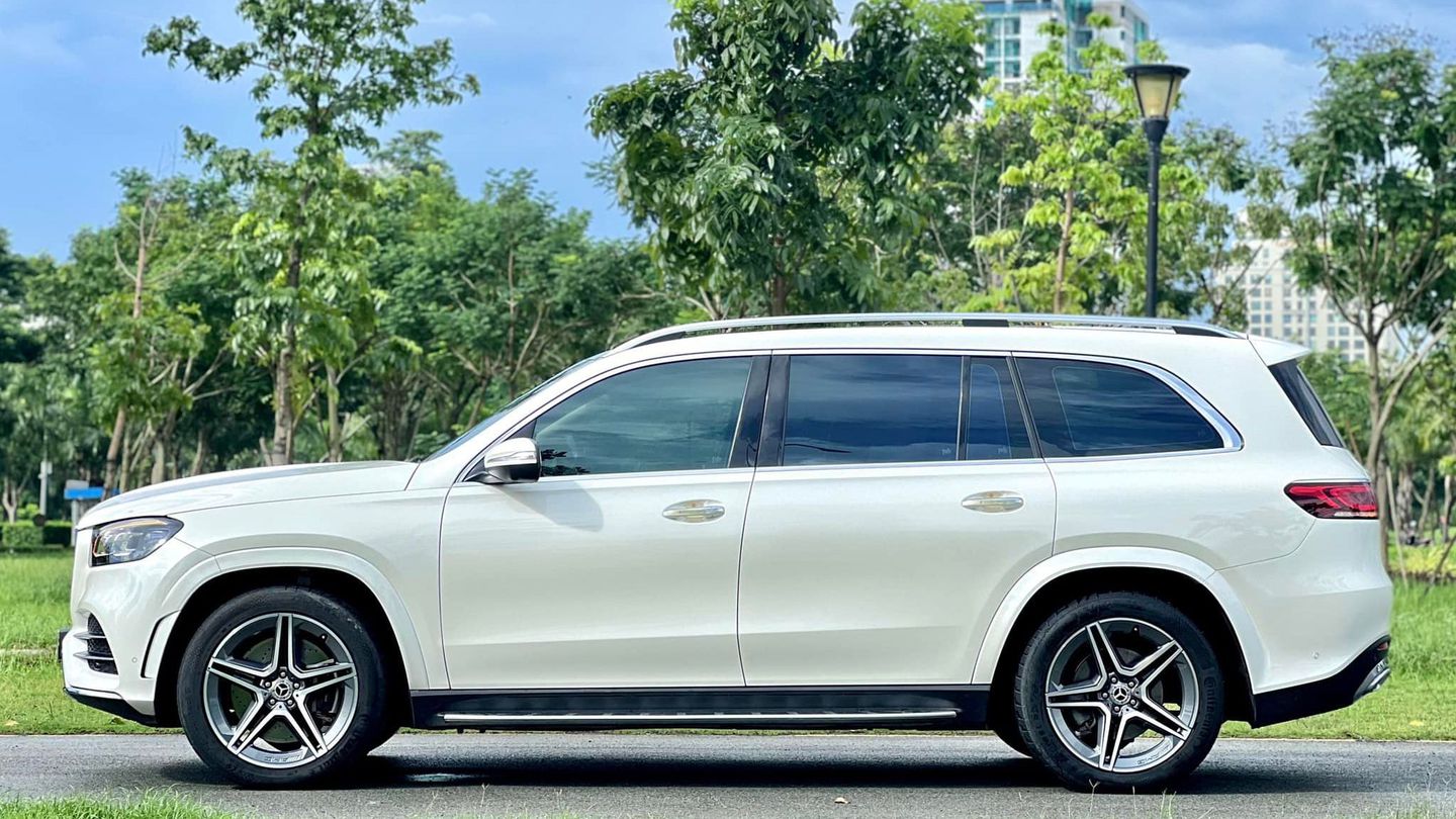 Mercedes GLS 450 4Matic 2025: Giá lăn bánh và KM T8/2025