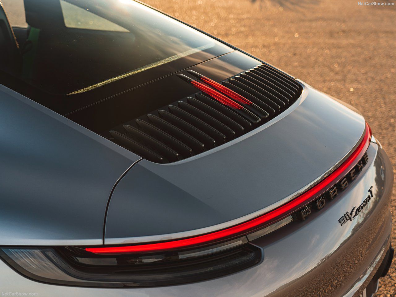 Xe thể thao phiên bản nhẹ: Porsche 911 Carrera T