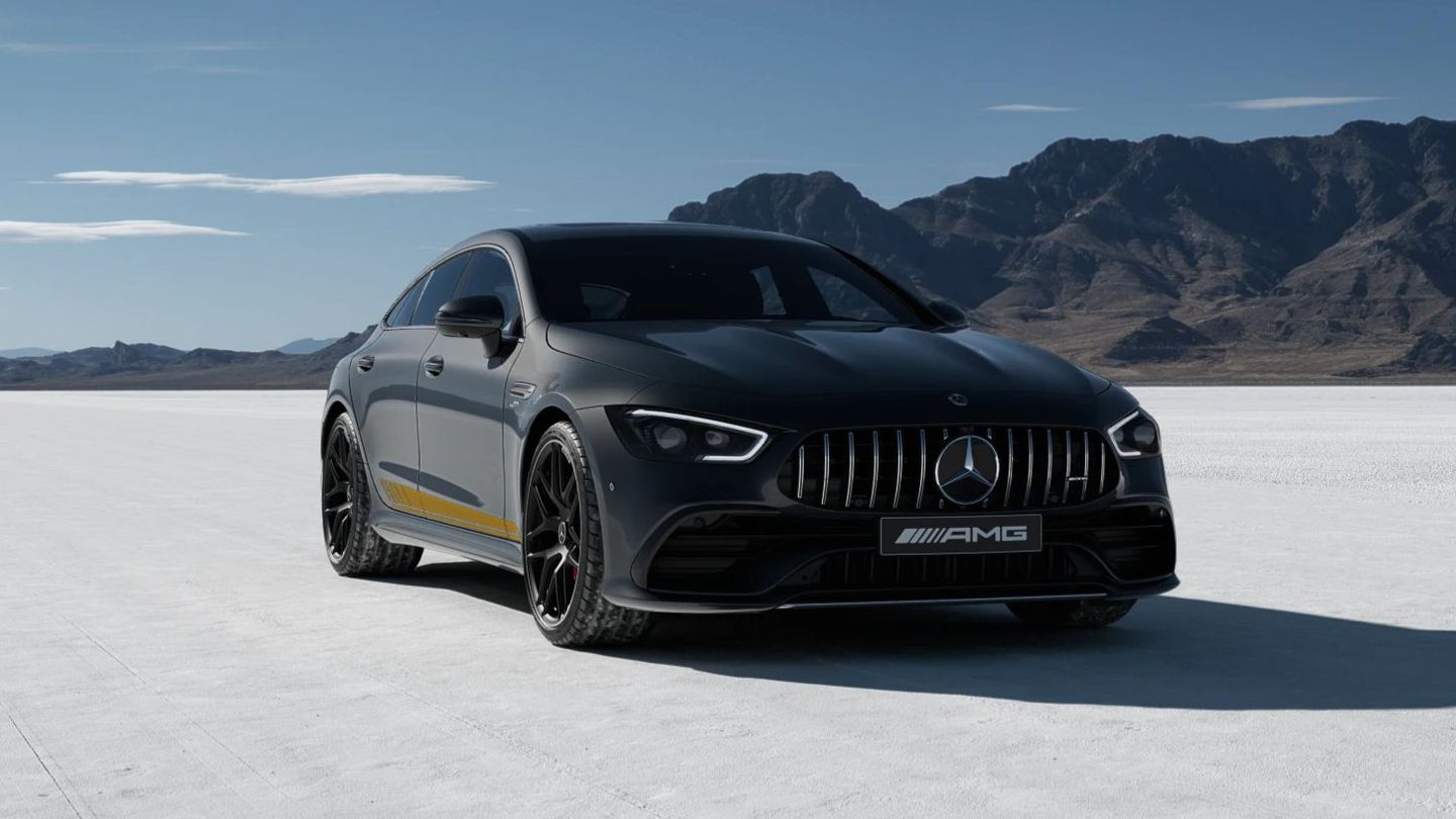 Mercedes GT53 AMG 2025: Giá lăn bánh và KM T8/2025