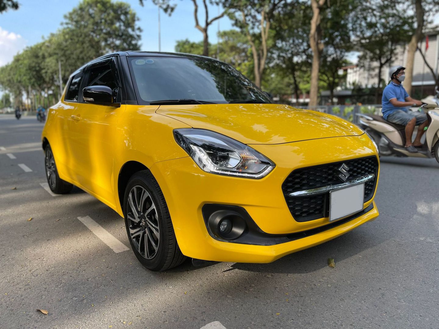 Đánh giá Suzuki Swift 2023: giá, khuyến mãi, nội ngoại thất