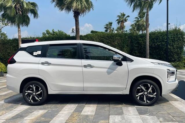 So sánh Mitsubishi Xpander 2023 và Hyundai Stargazer 2023