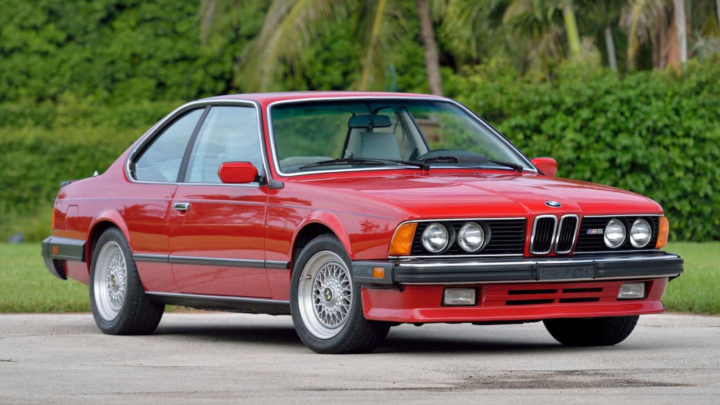 Các đời xe BMW M6: các thế hệ trên thế giới và Việt Nam