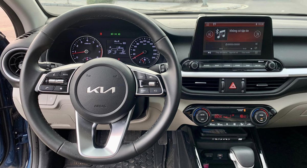 Đánh giá Kia K3 2023: Giá, khuyến mãi, nội ngoại thất