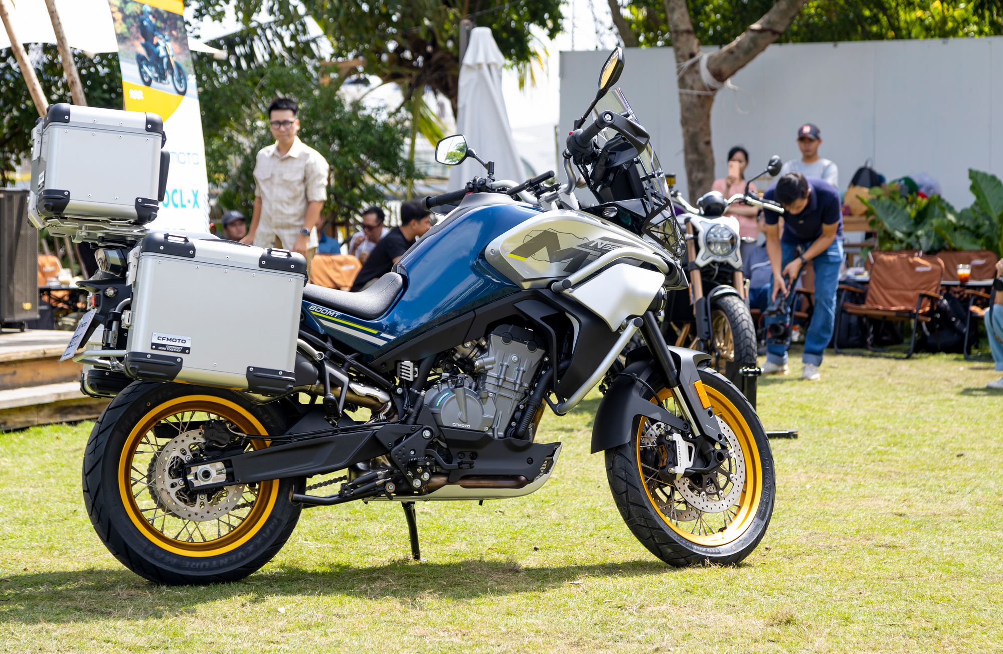 Cận cảnh CF Moto 800MT Touring giá cao nhất 275 triệu đồng tại Việt Nam