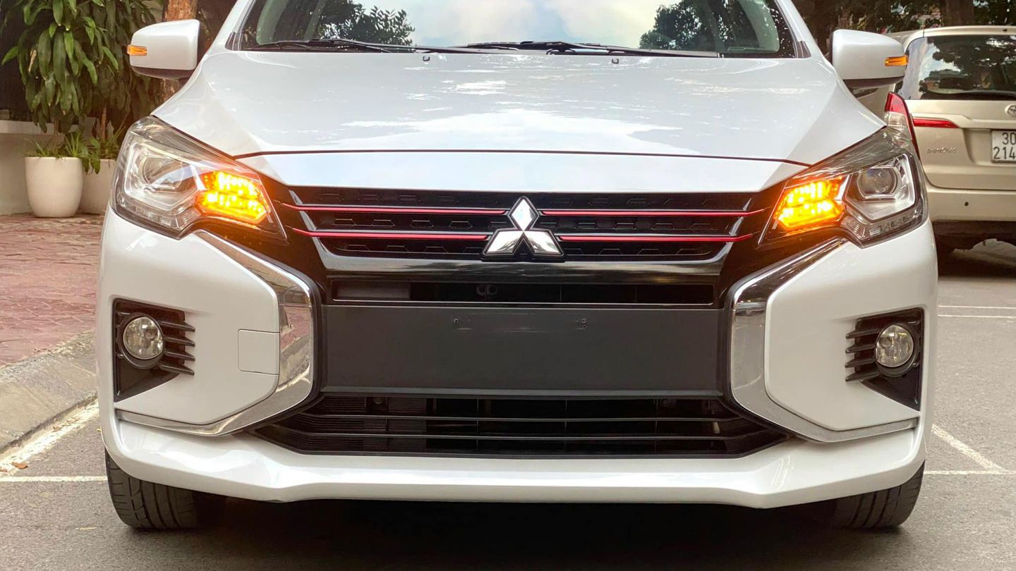 Đánh giá Mitsubishi Attrage 2024: Giá & KMãi, nội ngoại thất