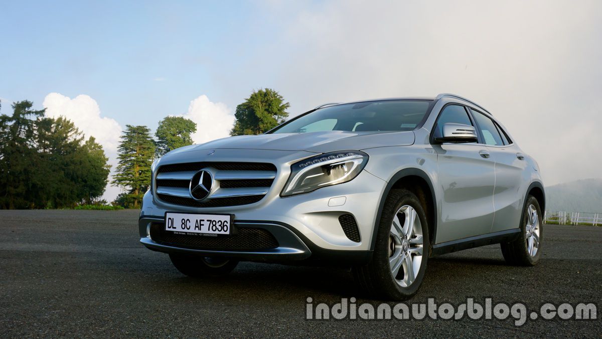 Mercedes GLA facelift 2017 ra mắt vào tháng tới