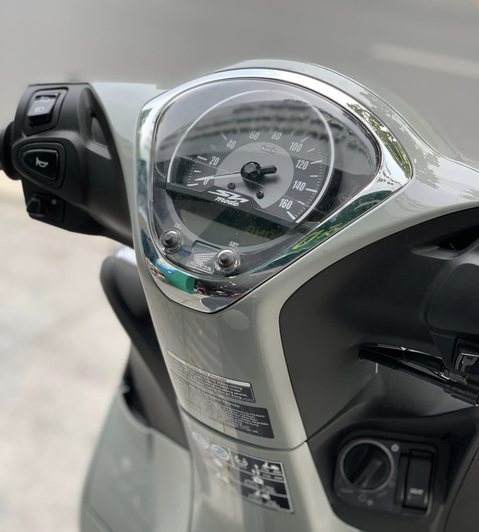 Giá xe Honda SH Mode 2024, phiên bản, thông số (01/24)