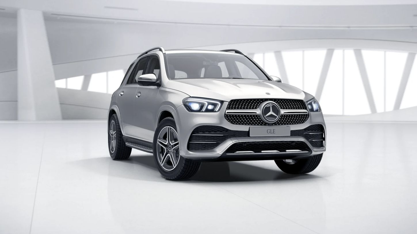 Mercedes GLE 450 4Matic 2025: Giá lăn bánh và KM T8/2025
