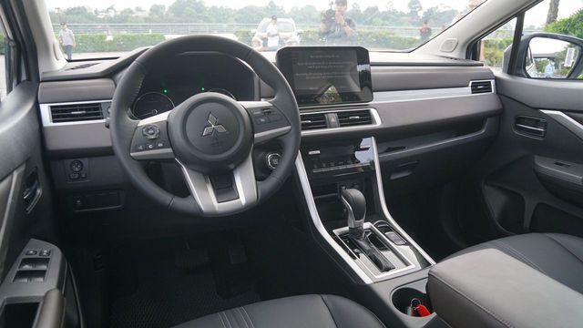 Đánh giá, hình ảnh chi tiết nội thất Mitsubishi Xpander 2024