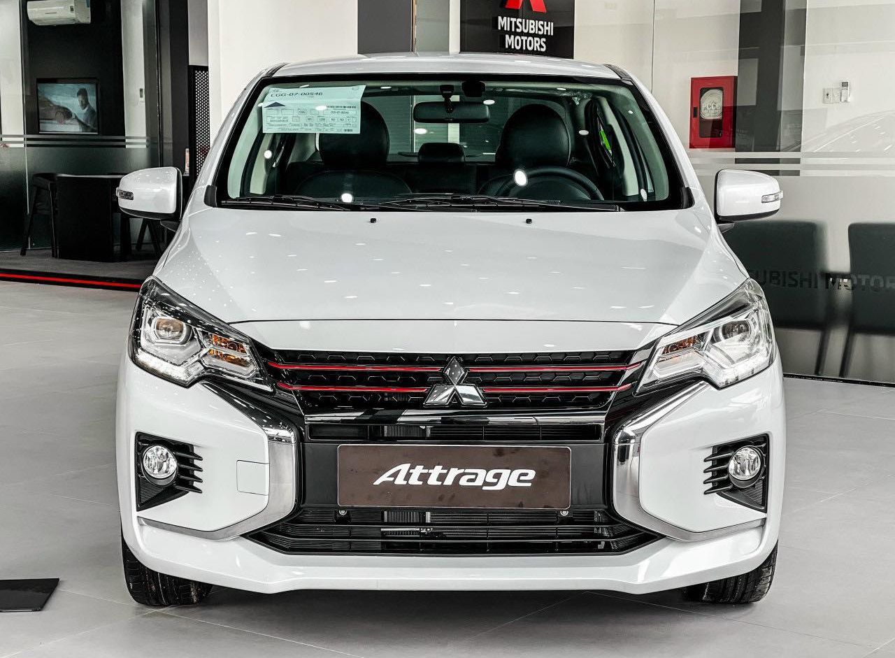 Đánh giá Mitsubishi Attrage 2023: Giá & KM, nội ngoại thất