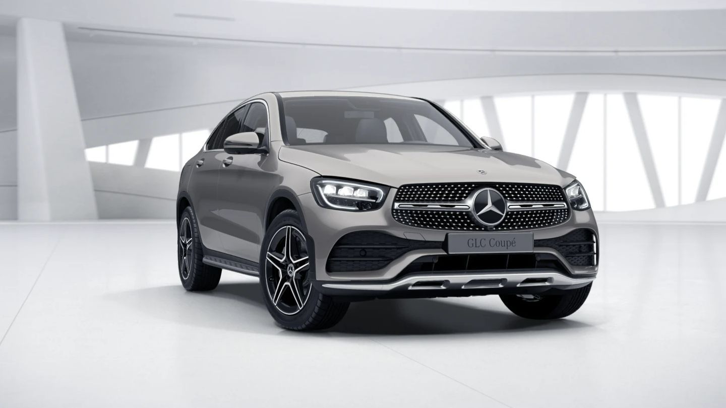 Mercedes GLC 300 4Matic 2023: Giá lăn bánh và khuyến mãi T6/2023