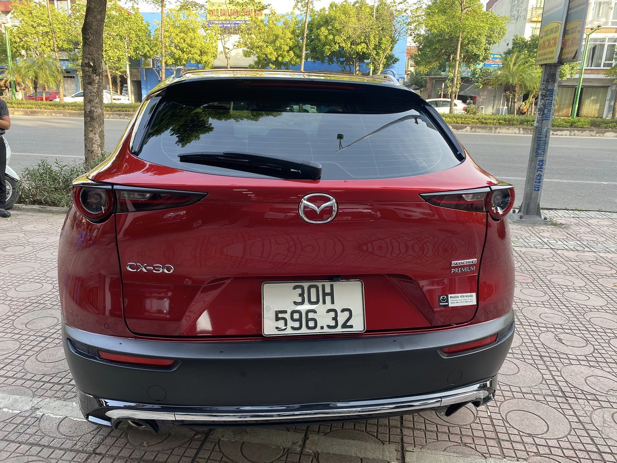 So sánh các phiên bản Mazda CX-30 2024 về giá xe, thông số