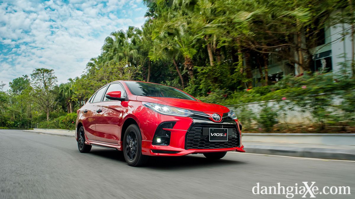 Đánh giá chi tiết Toyota Vios GR-S 2021, ngoại thất thể thao, nội thất ...