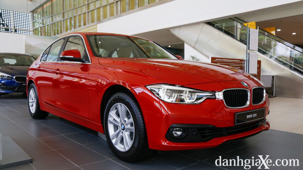Đánh giá sơ bộ xe BMW 320i 2019