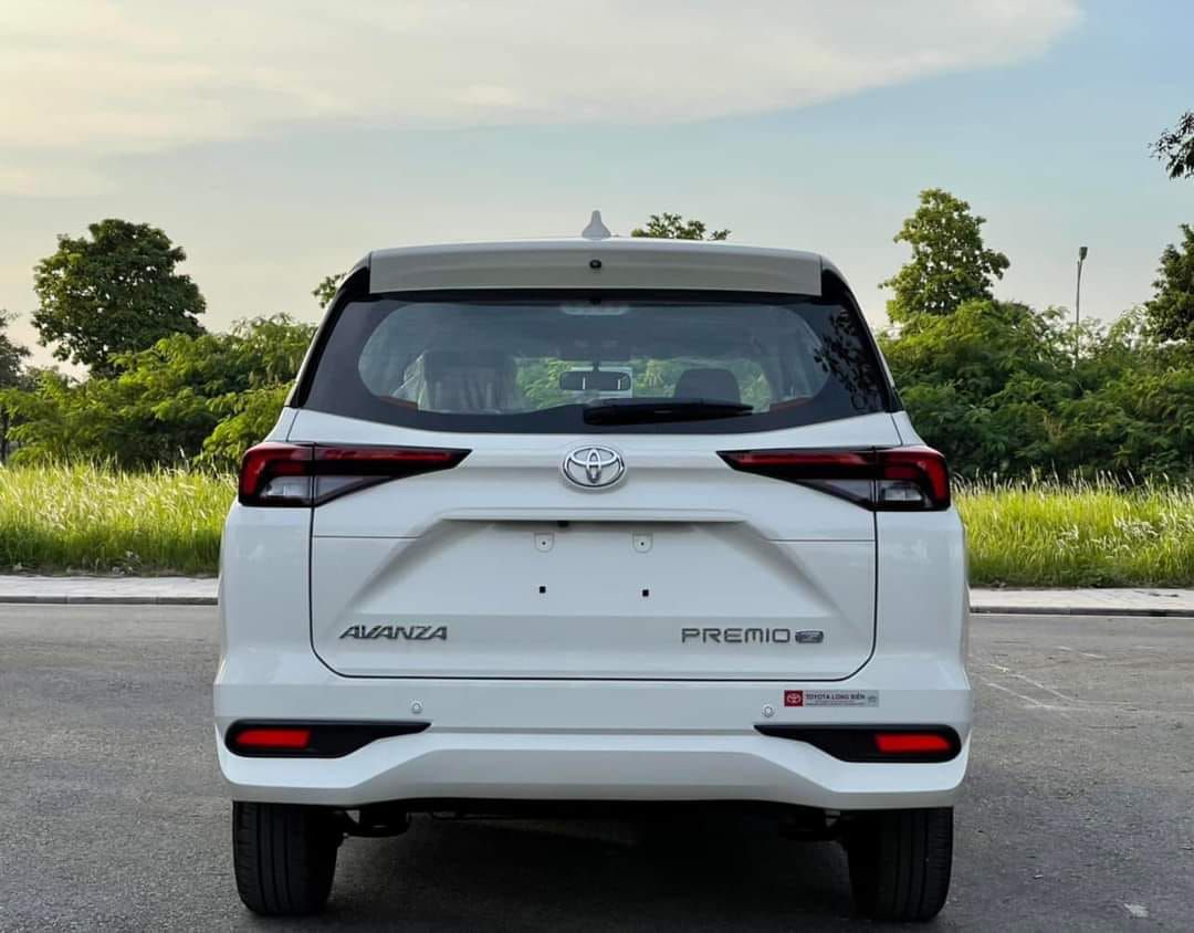Đánh giá Toyota Avanza 2023: Giá, khuyến mãi, nội ngoại thất