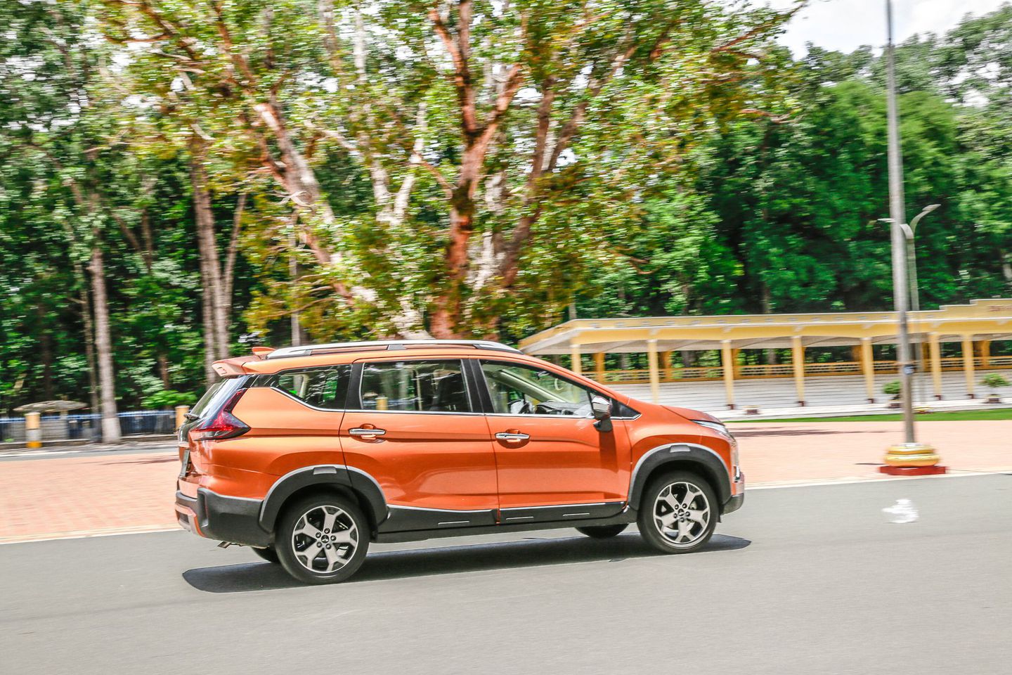 Đánh giá sơ bộ xe Mitsubishi Xpander Cross 2021