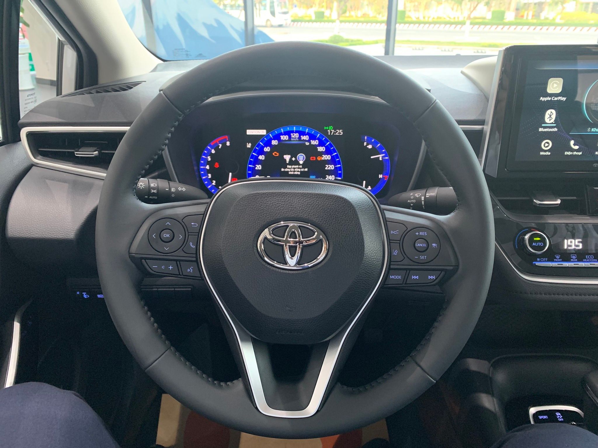 Đánh giá, hình ảnh nội thất Toyota Corolla Altis 2023