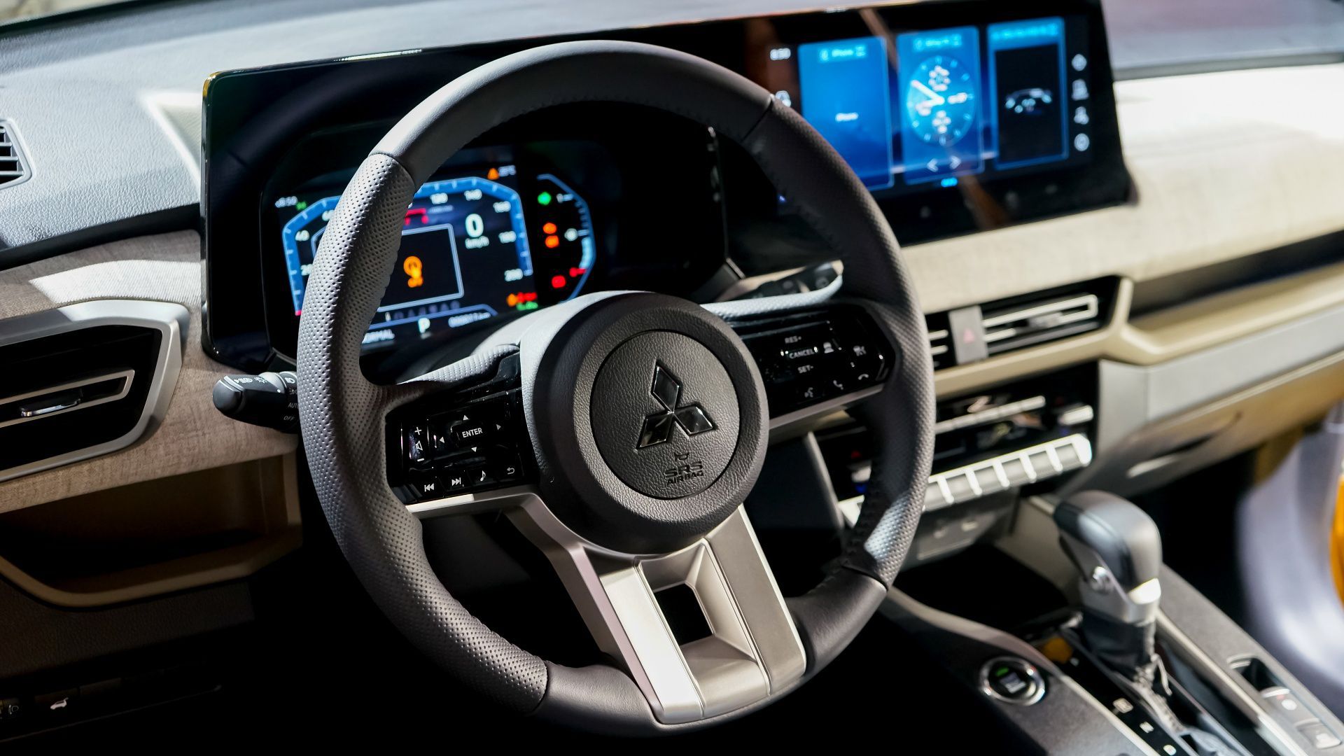 Đánh giá Mitsubishi Xforce 2024: Giá, KM, nội ngoại thất...