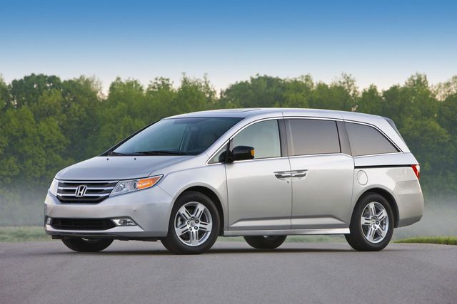 Các đời xe Honda Odyssey: thế hệ trên thế giới & Việt Nam