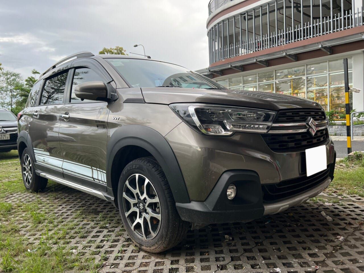 Đánh giá Suzuki XL7 2023: giá, khuyến mãi, nội ngoại thất