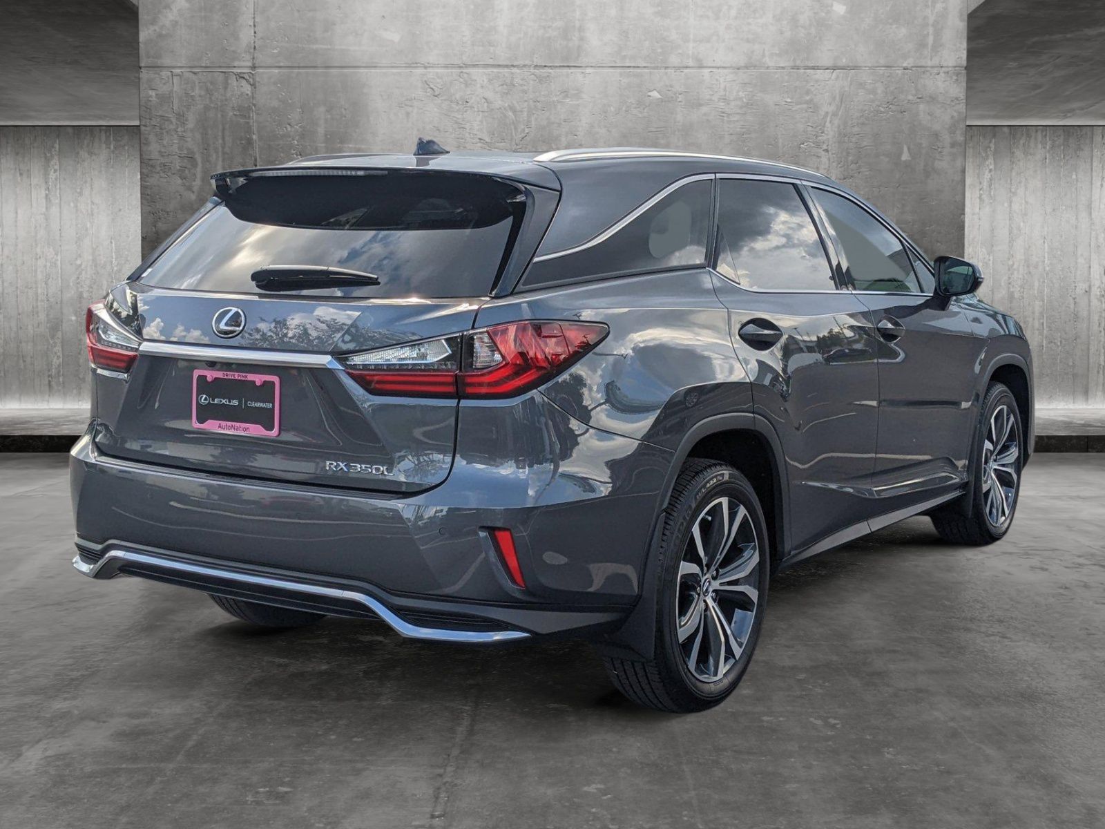 Lexus RX350L 2025: Giá lăn bánh và khuyến mãi T8/2025