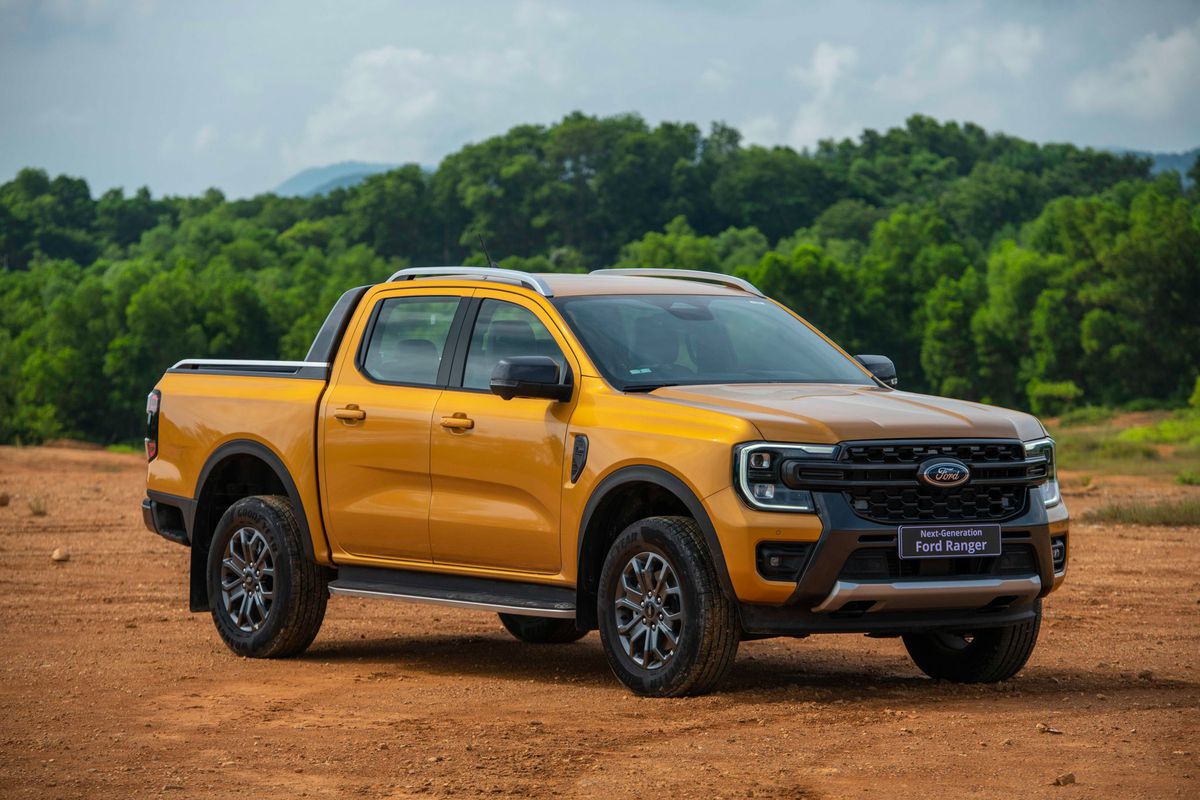Ford Ranger 2022 có giá bán cao nhất 965 triệu đồng tại Việt Nam