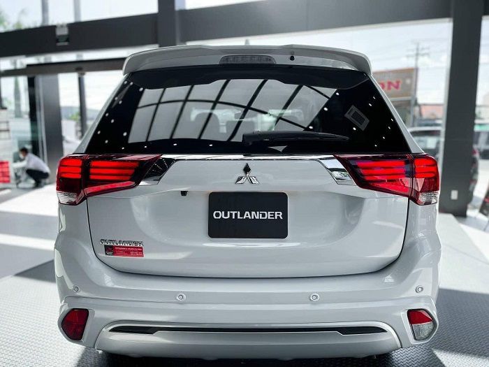 So sánh các phiên bản Mitsubishi Outlander 2024 tại Việt Nam