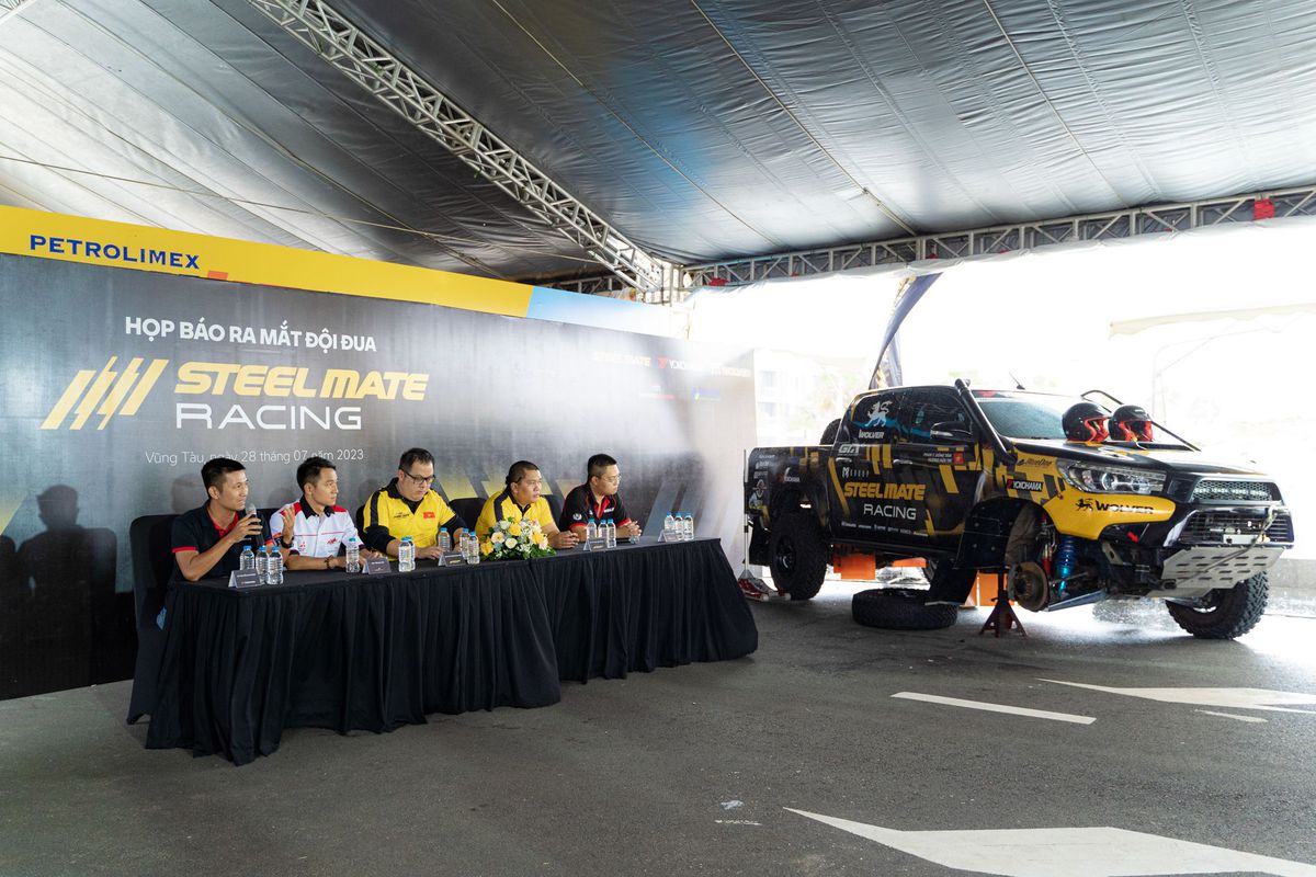 STEELMATE RACING: Khát khao cháy bỏng vươn tầm quốc tế