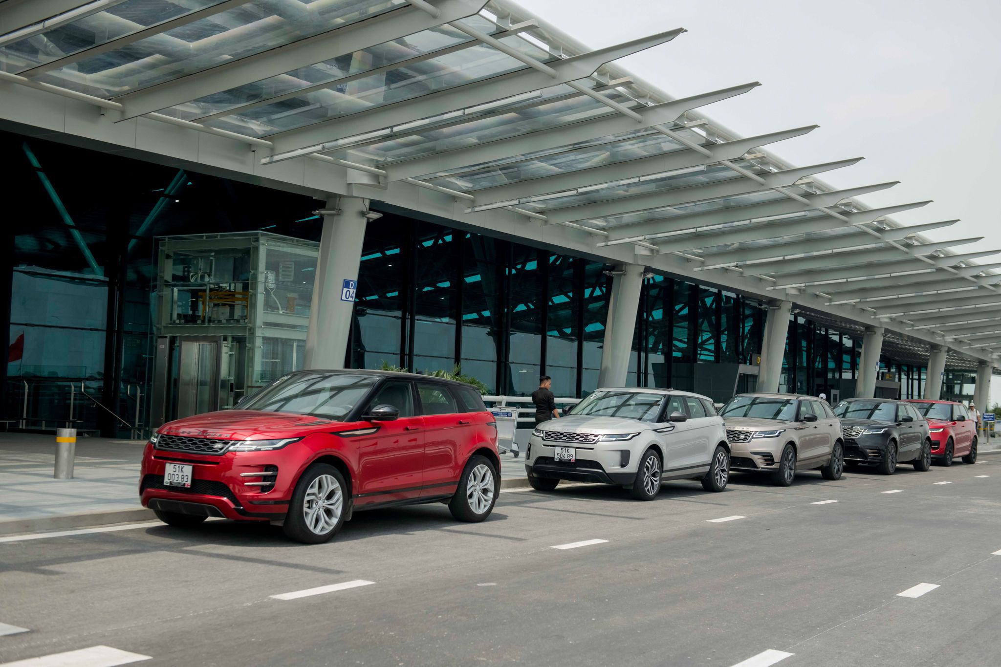 Range Rover Off-Road 2023: Trải nghiệm nâng tầm đẳng cấp