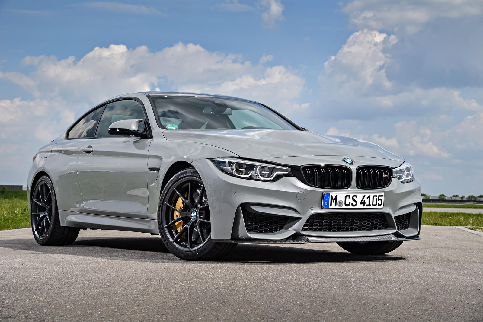 Các đời xe BMW M4: lịch sử, các thế hệ trên thế giới và Việt Nam