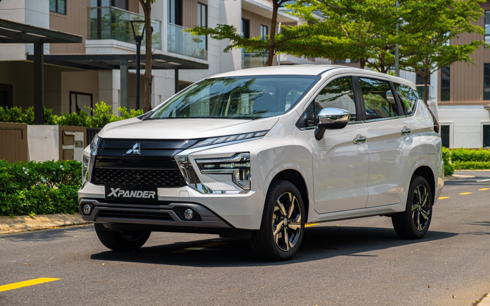 Đánh giá Mitsubishi Xpander 2024: Giá, KMãi, nội ngoại thất…