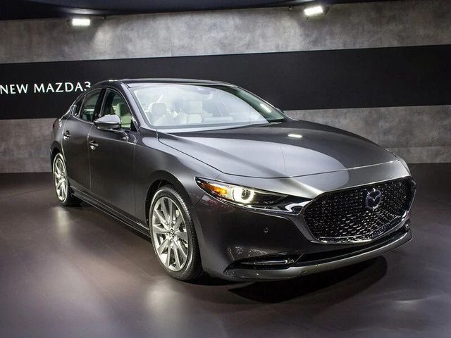 So sánh các phiên bản Mazda 3 2024: giá, màu sắc, thông số